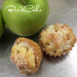 MINI APPLE CRUMBLE TARTS – Bee's Cake